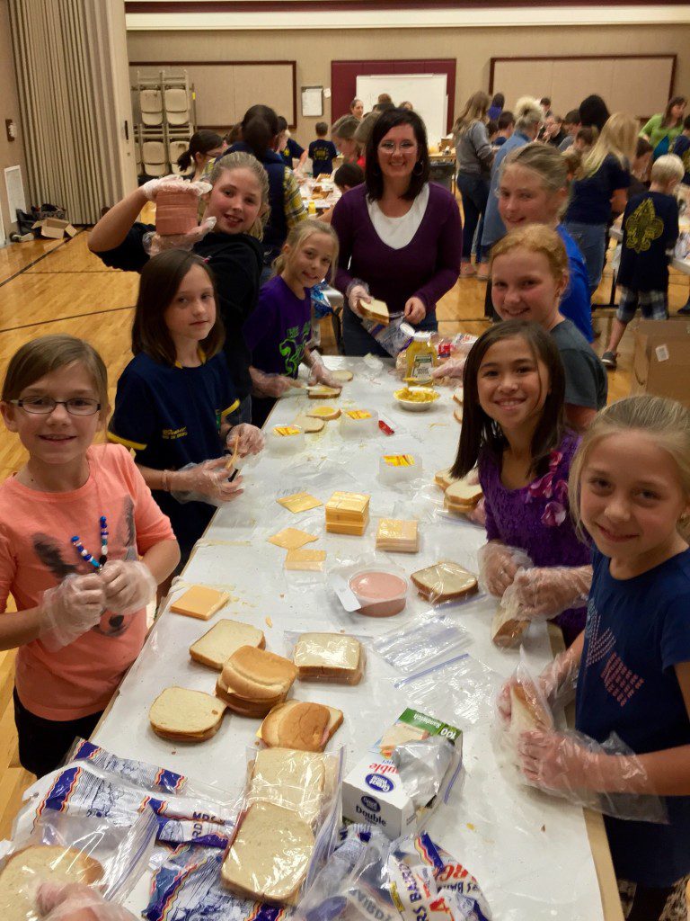 Kids Make Sandwiches for North Texas Homeless - Church of Jesus Christ ...